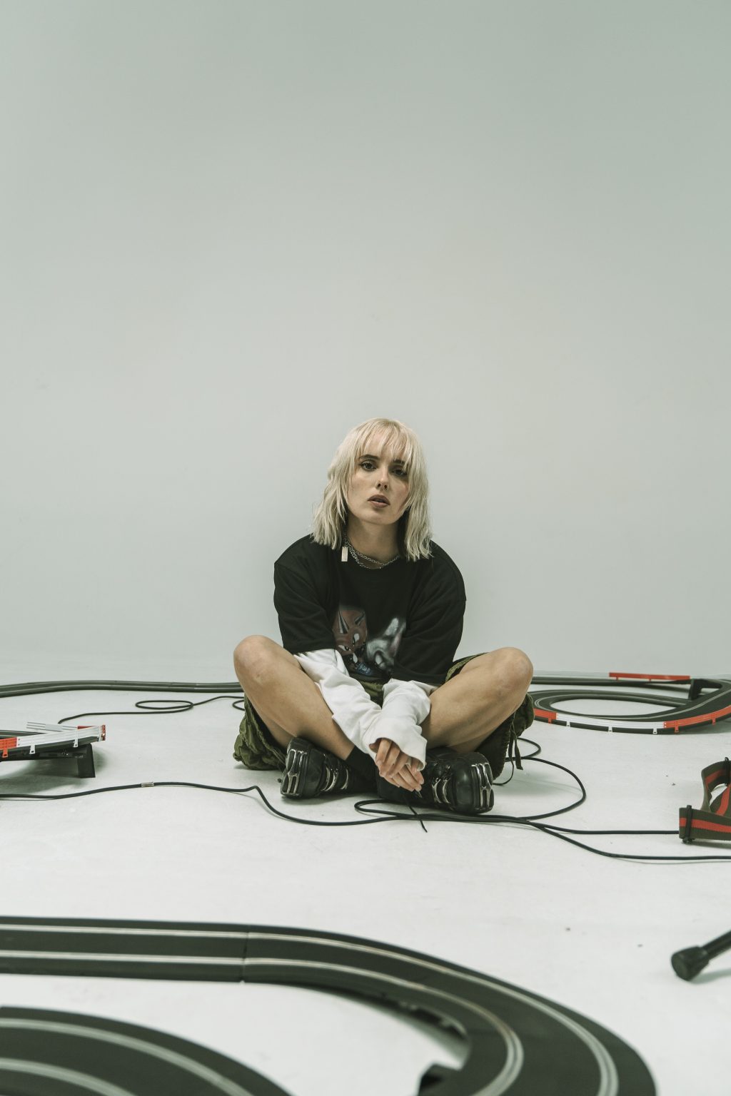 SOFY - 'Mine' - The Daily Music Report